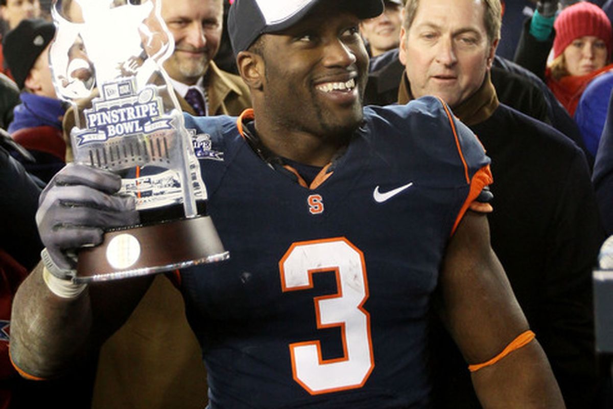 Delone Carter Speaking Fee and Booking Agent Contact